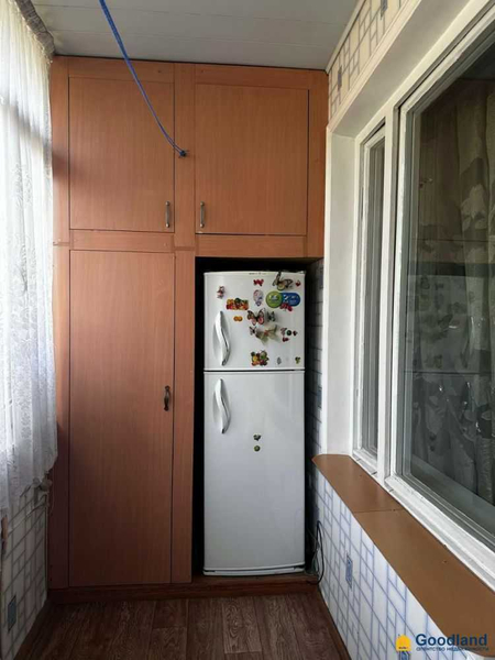 Срочно! Продается 2 ком квартира в Юнусабаде 8 квартал!    (J 881)
