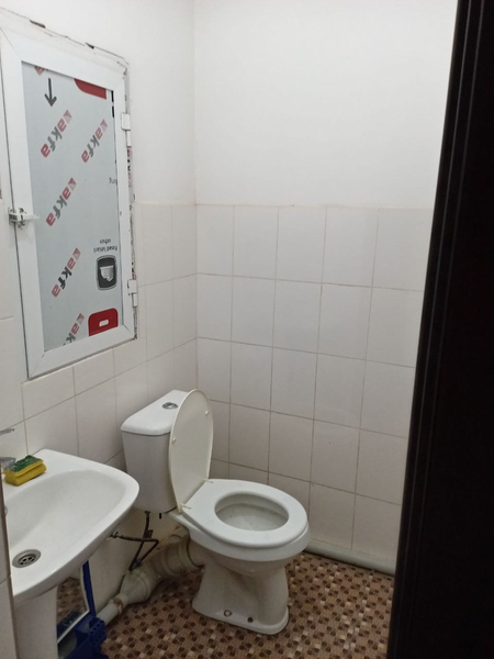 Srochno 3 xonali uy sotiladi