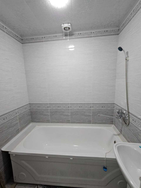 3 xonali 95m² 4-qavat uy sotiladi