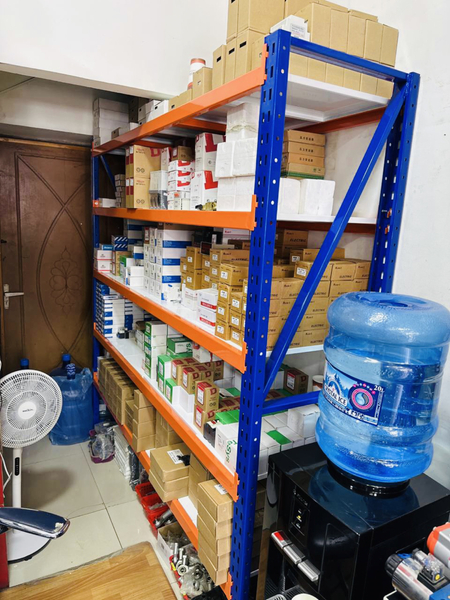 Cash&carry стеллажи, грузовые стелажи, складские stilaj