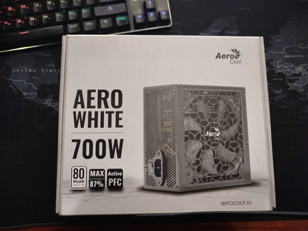 Блок питания AeroCool Aero White 700 watt