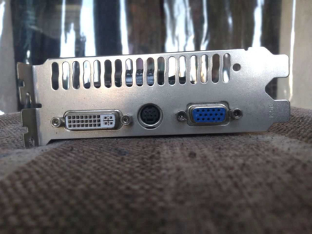 videocarta sotiladi asus gt9600 1gb ddr2