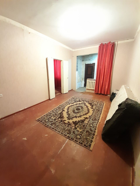 Феруза , таксопарк, Экобазао  1/1/4 . Два входа . 34 кв.м