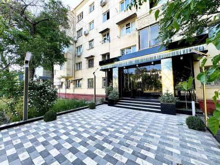 Улица Лисунова 45м2 / Продаётся С мебелью