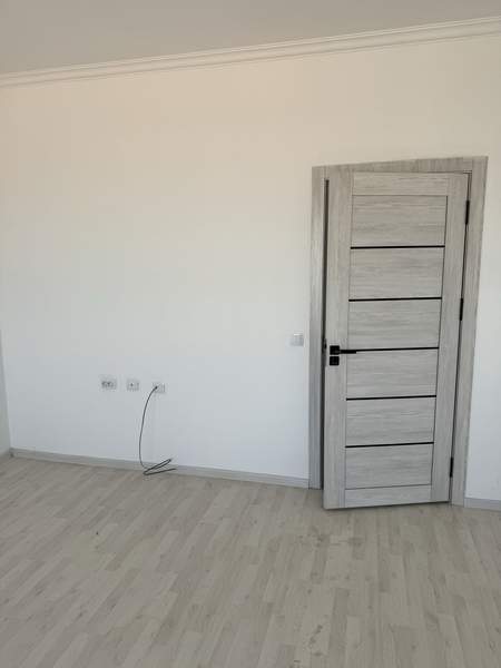 Kvartira sotiladi 60 kvadrat 2 xona