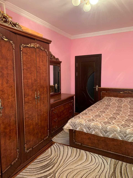 (К126364) Продается 2-х комнатная квартира в Шайхантахурском районе.