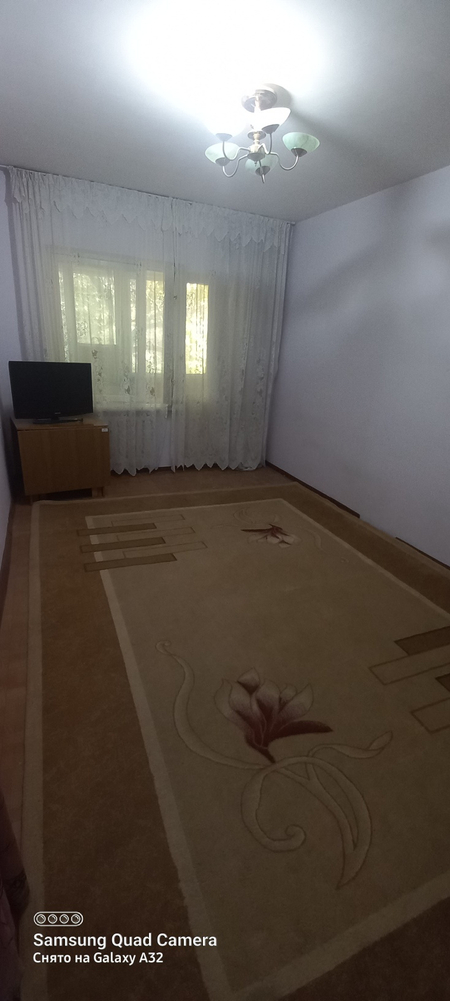 Юнусабад 12 квартал продаётся 2 × комнатная