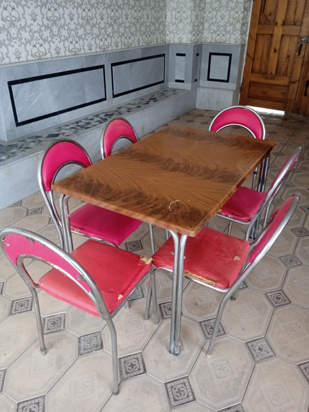 Stol stul sotiladi 10 kamplekt