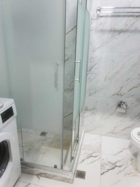 Продается Люкс 2х комн квартира Ц2, 40 м2, Басри Баба Алайский, (7144)