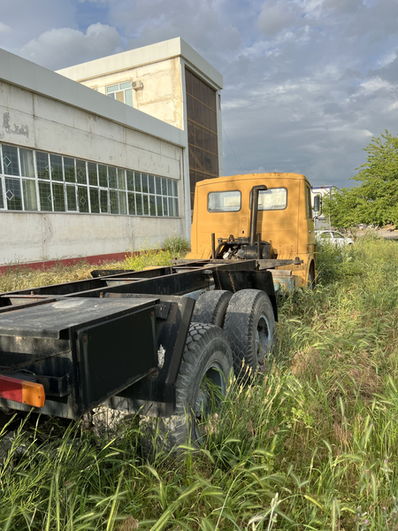 МАЗ контейнеровоз, был самосвалом в детстве