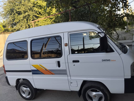 Продается автомобиль марки Chevrolet Damas