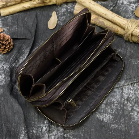 Барсетка из натуральной кожи