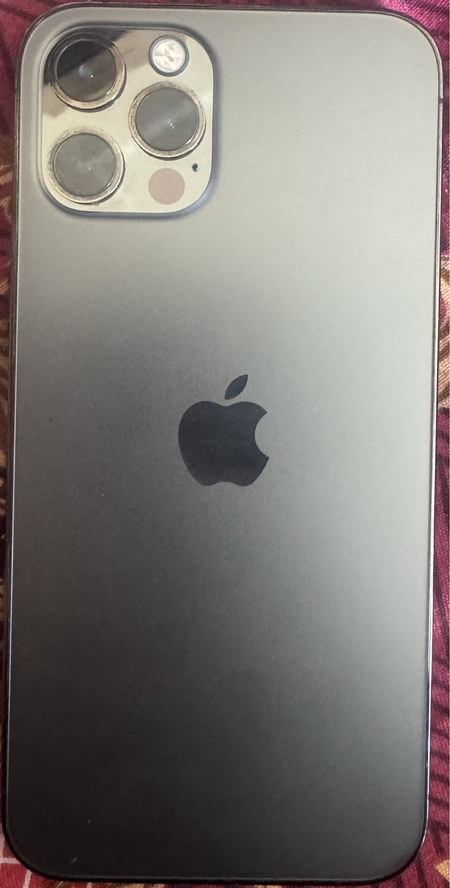 Iphone 12 pro sotiladi. Holati yaxshi aybi yoq