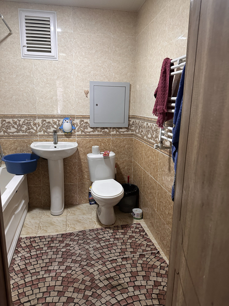 Сдается в аренду 3х комнатная 250$