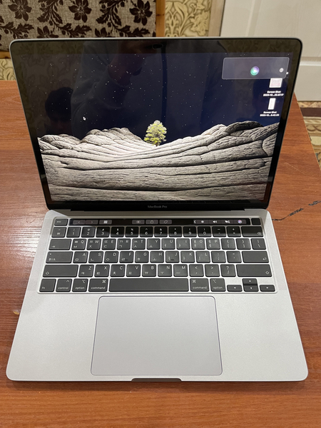 Mackbook Pro с гарантией