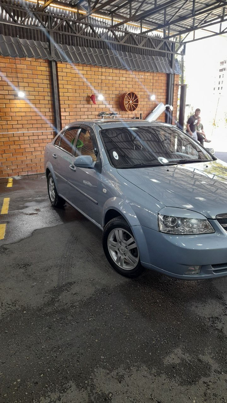 Chevrolet lacetti 1.6 avtomat