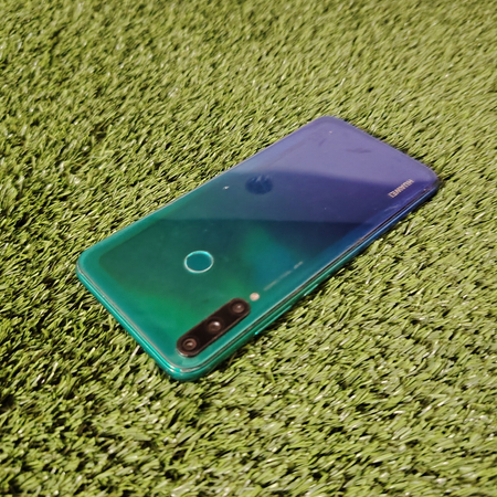 Huawei P40 lite E sotiladi