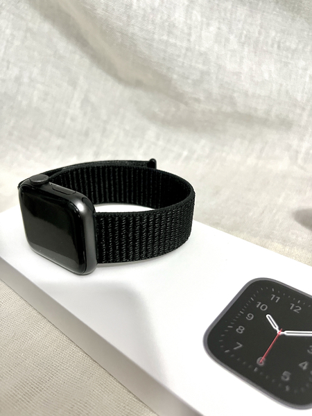 Iwatch SE 40 mm оригинал.