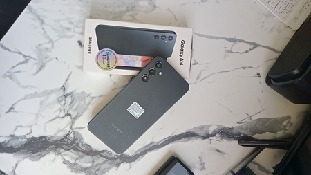 Samsung A14 sotiladi