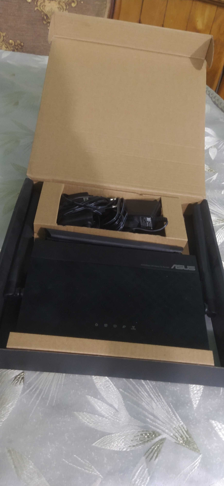 Продаётся роутер Wi-fi ASUS RT-N19