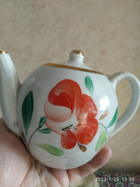 Продаются чайники