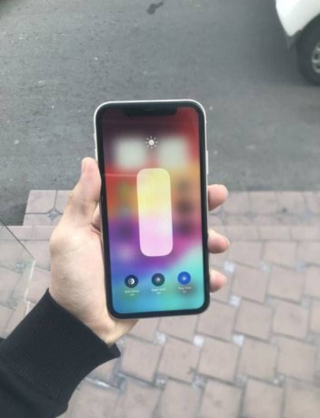 iPhone 11 aplle..