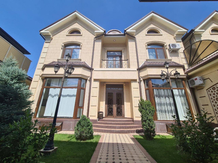 Продается Евро дом Ор-р: Центр Луначарский 540м2