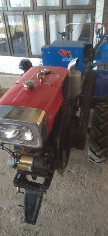 Zubr mini traktor