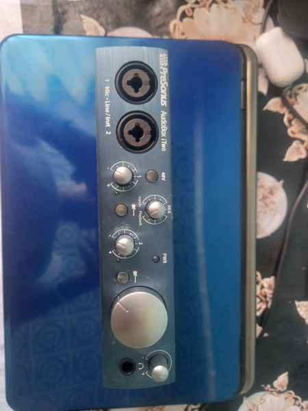 Zvukavoy karta. PreSonus iTwo