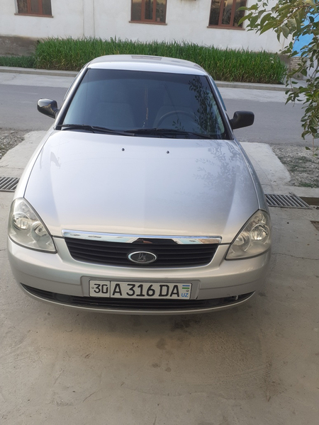 Lada pryora  yili 2008
