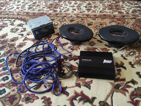 Mashina uchun Pioneer FH-S725BT va AMP uslitr va Kenwood kalonka