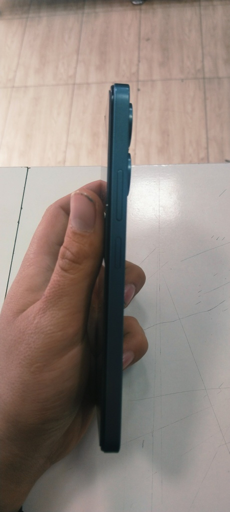 Redmi 13 C srochna sotiladi