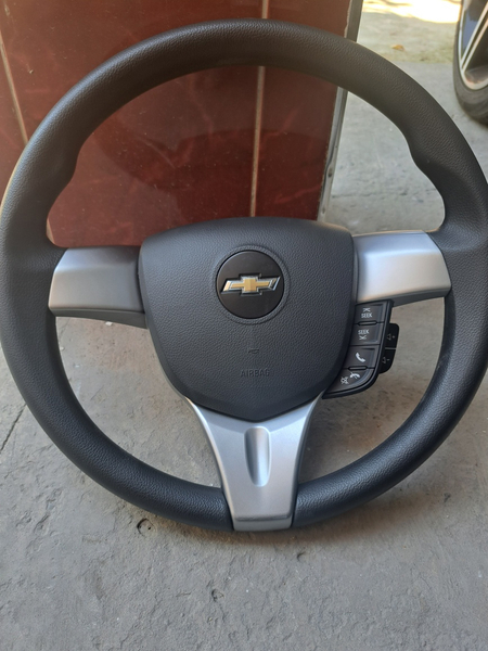 Продам рул от спарк равон 4 позиции.рул новый снят с нового авто