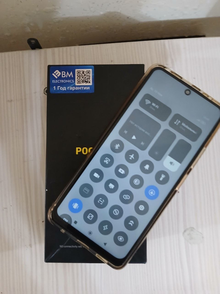 Poco F3 6/128Gb kar dak
