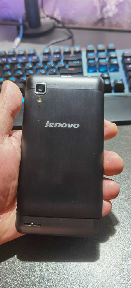 Смартфон Lenovo P780 4GB