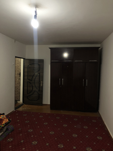 Sherikchilikda kvartiraga  3 kishi kerak yigitlar uchun 1 kishi bor