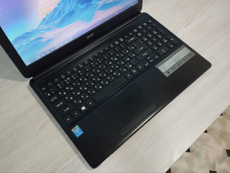 Acer E1 510     4 potokli 4/500 gb noutbuk notbook notbuk