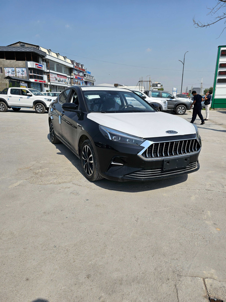 JAC J7 2024 Full: Luxury 1,5 turbo motor monza va jentra dan yaxshi!!!