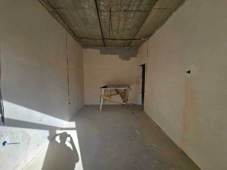 3 xonali 70m² 4-qavat sotiladi.