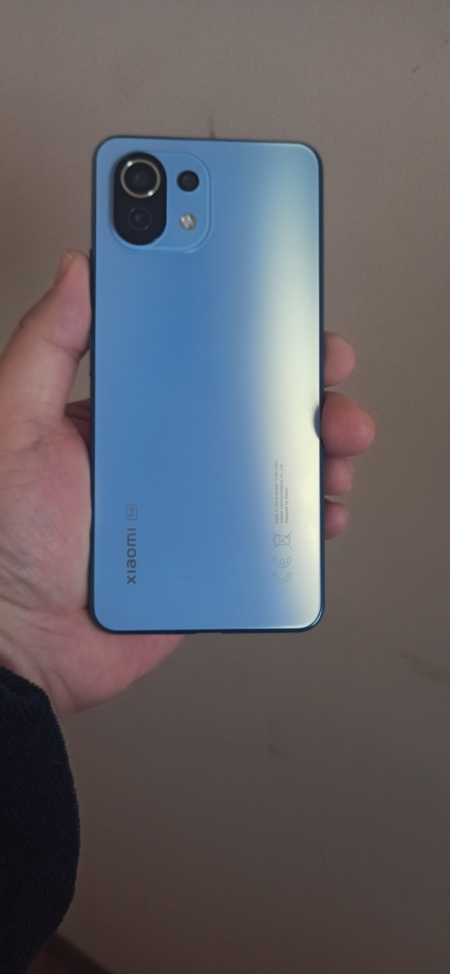Срочно продам телефон Xiaomi 11 lite 5g NE 8/128