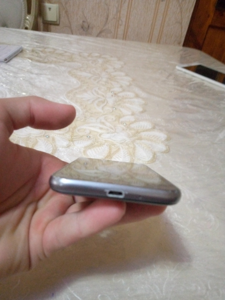 Galaxy J1 2016 .