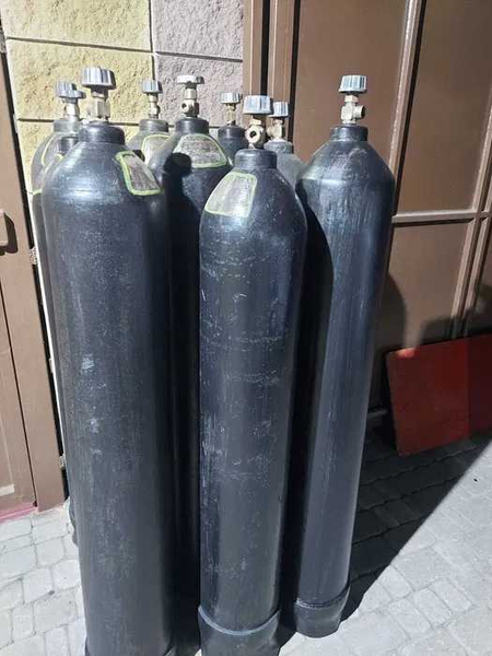 Balon Uglekislota, azot, geliy, argon.