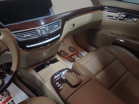 Mercedes Amg S 63 w221