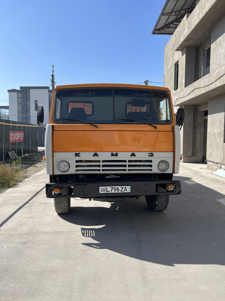 Kamaz samosval sotiladi