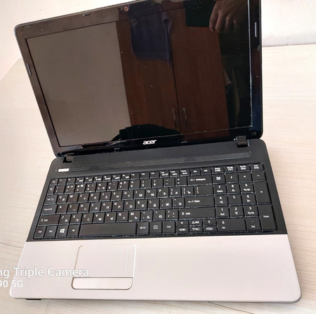 Noutbuk modeling Acer 10/256