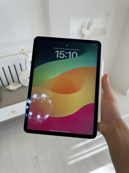 iPad Pro 11 / M2 / 512/WIFI LL/A + Pencil 2 почти новый !