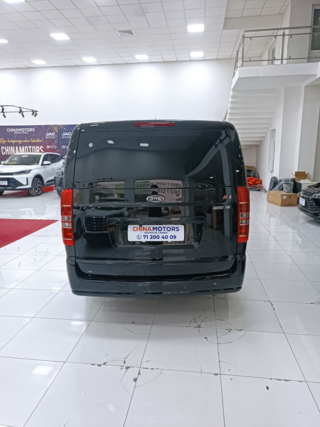 JAC m3  B katigorya bilan bemalol harakatlanish