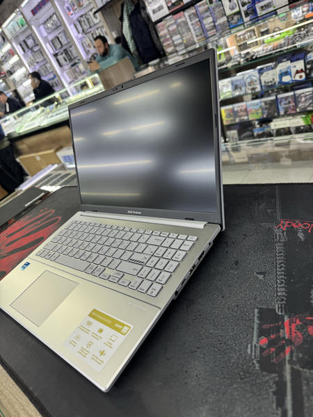 asus vivobook 15