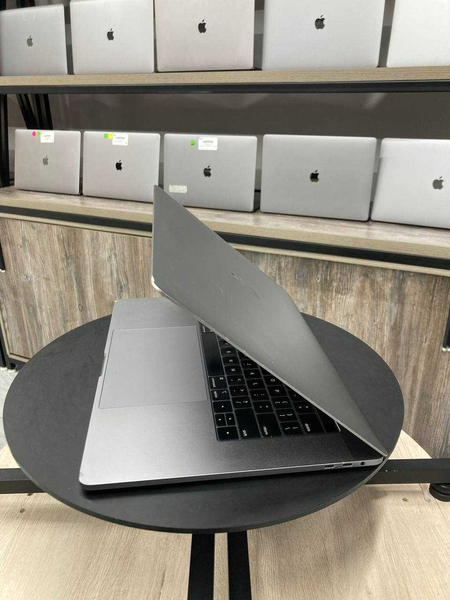 Американскый MacBook