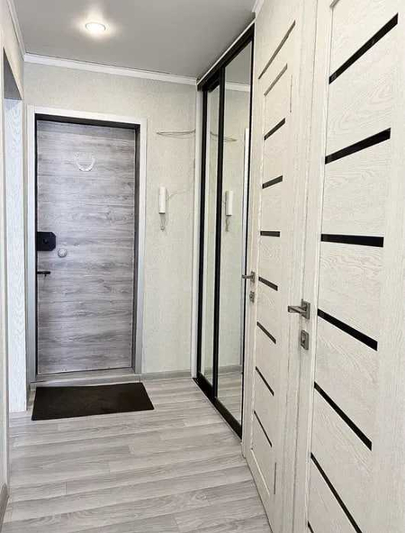 Ц-7 •Космонавты • 1-комн • 40 м² • этаж 1/4 • [АД:002]